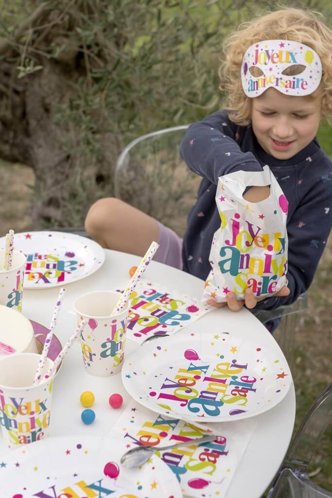 Kit de Feliz Cumpleaños multicolor 10 pers. - Sparklers Club